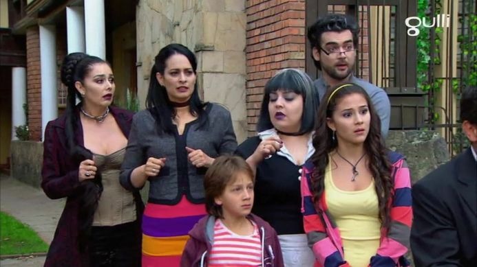 VIDEO : Chica Vampiro mortel d'être un vampire - Daisy et la maison des ...